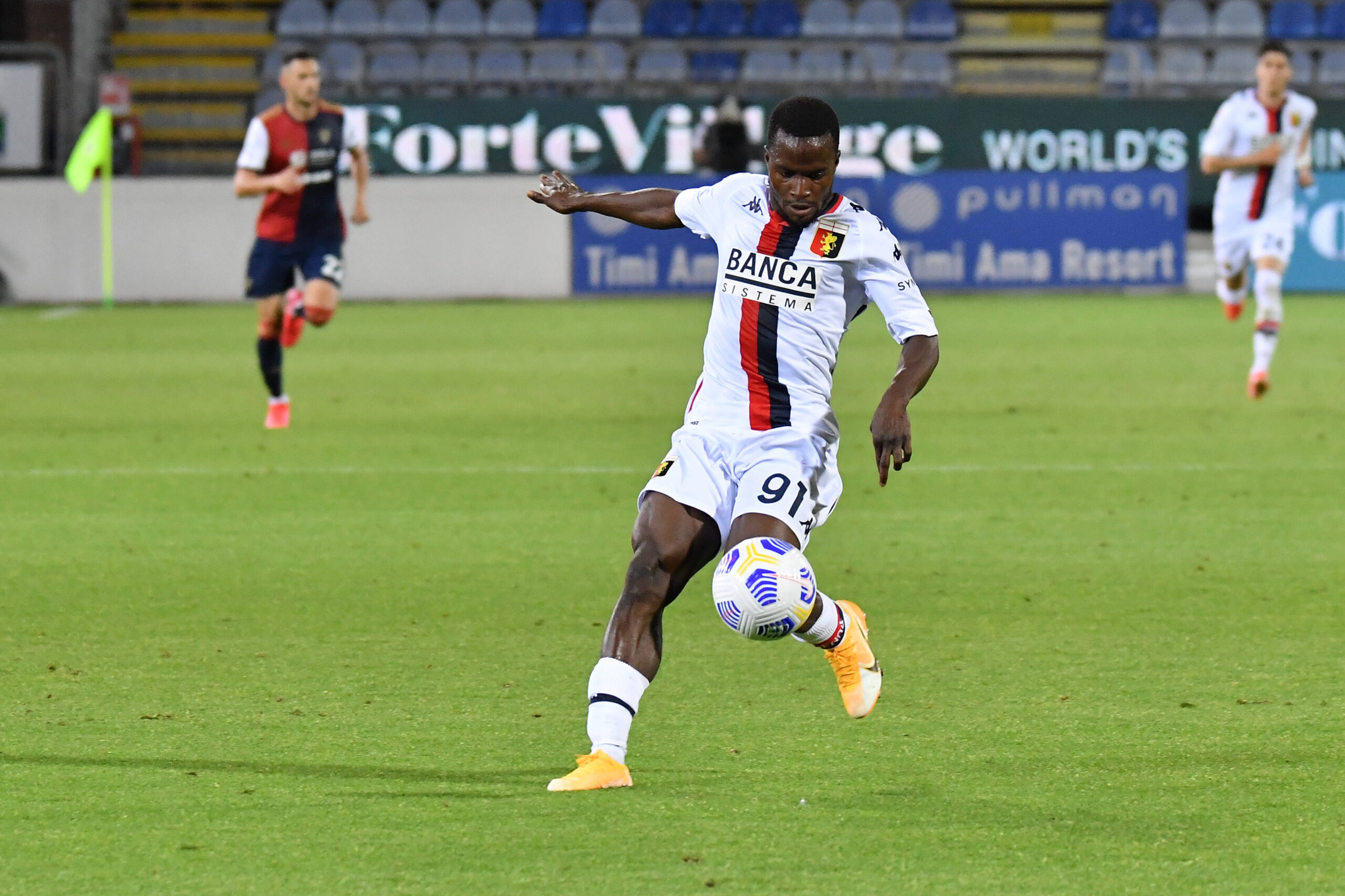 L'incredibile storia di Kallon: attraversa l'Africa a piedi per otto ...