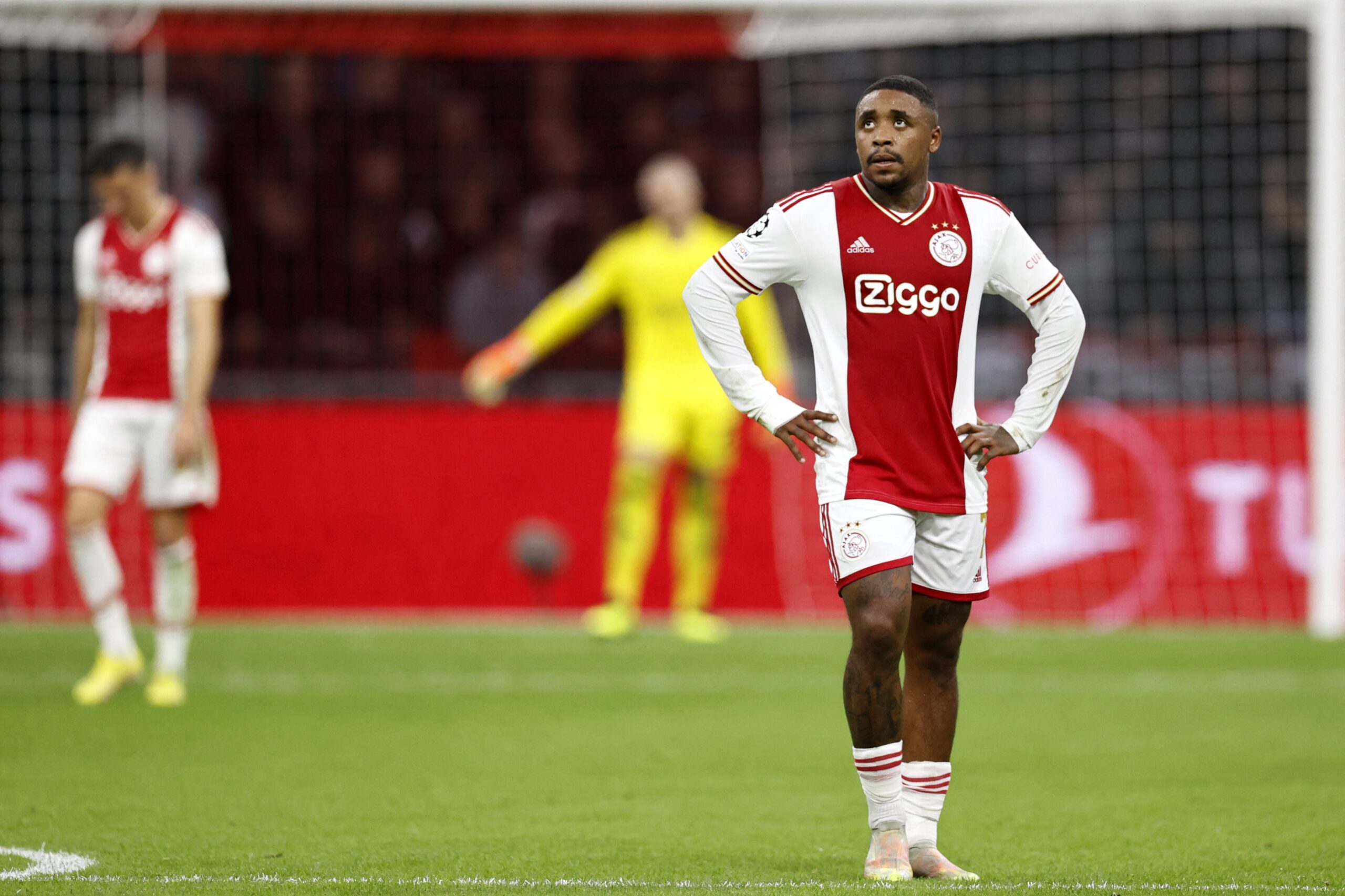 Ajax, tifosi imbufaliti dopo il Napoli: la situazione