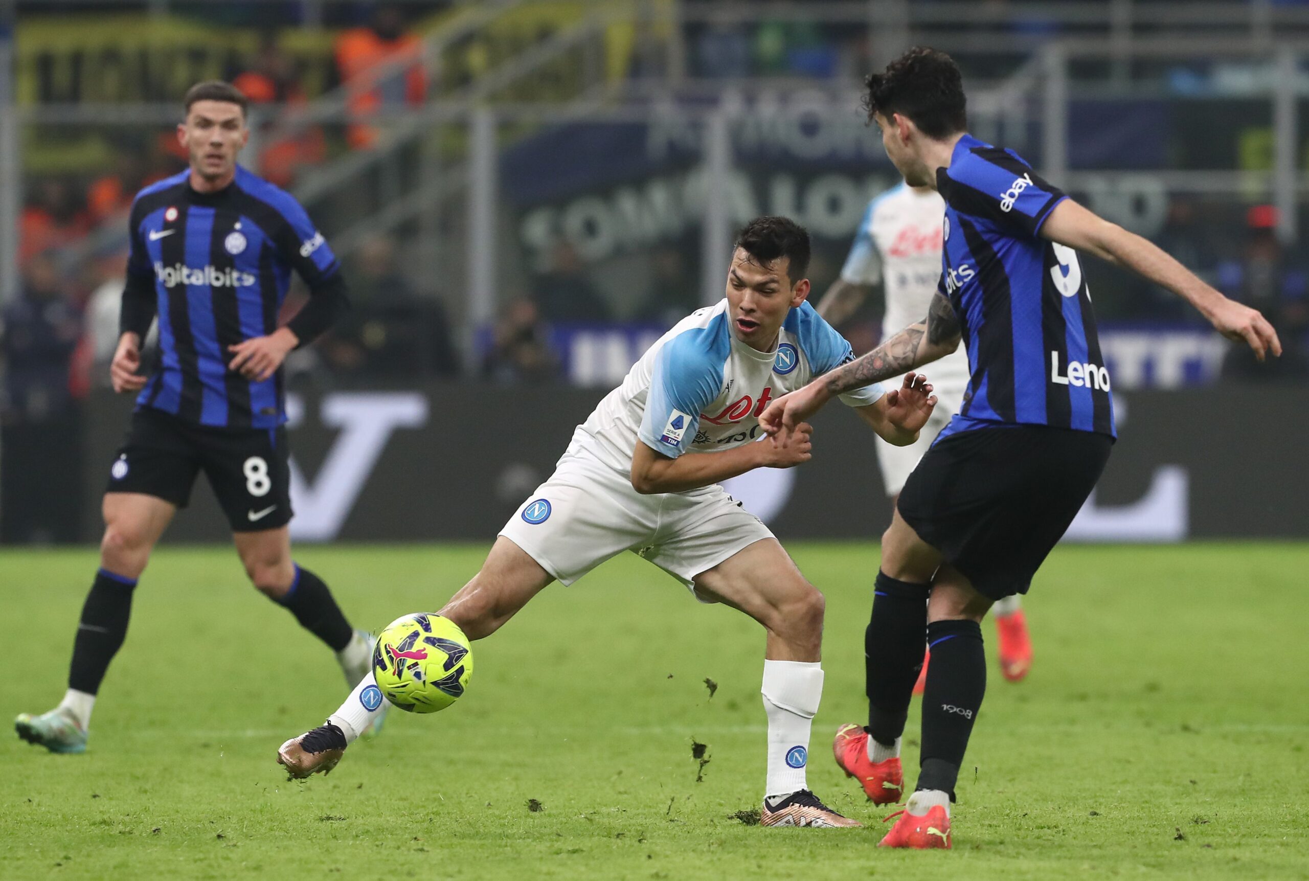 Bastoni avvisa il Napoli: "Vogliamo vincere tutte le partite, siamo a -13 per un solo motivo!"